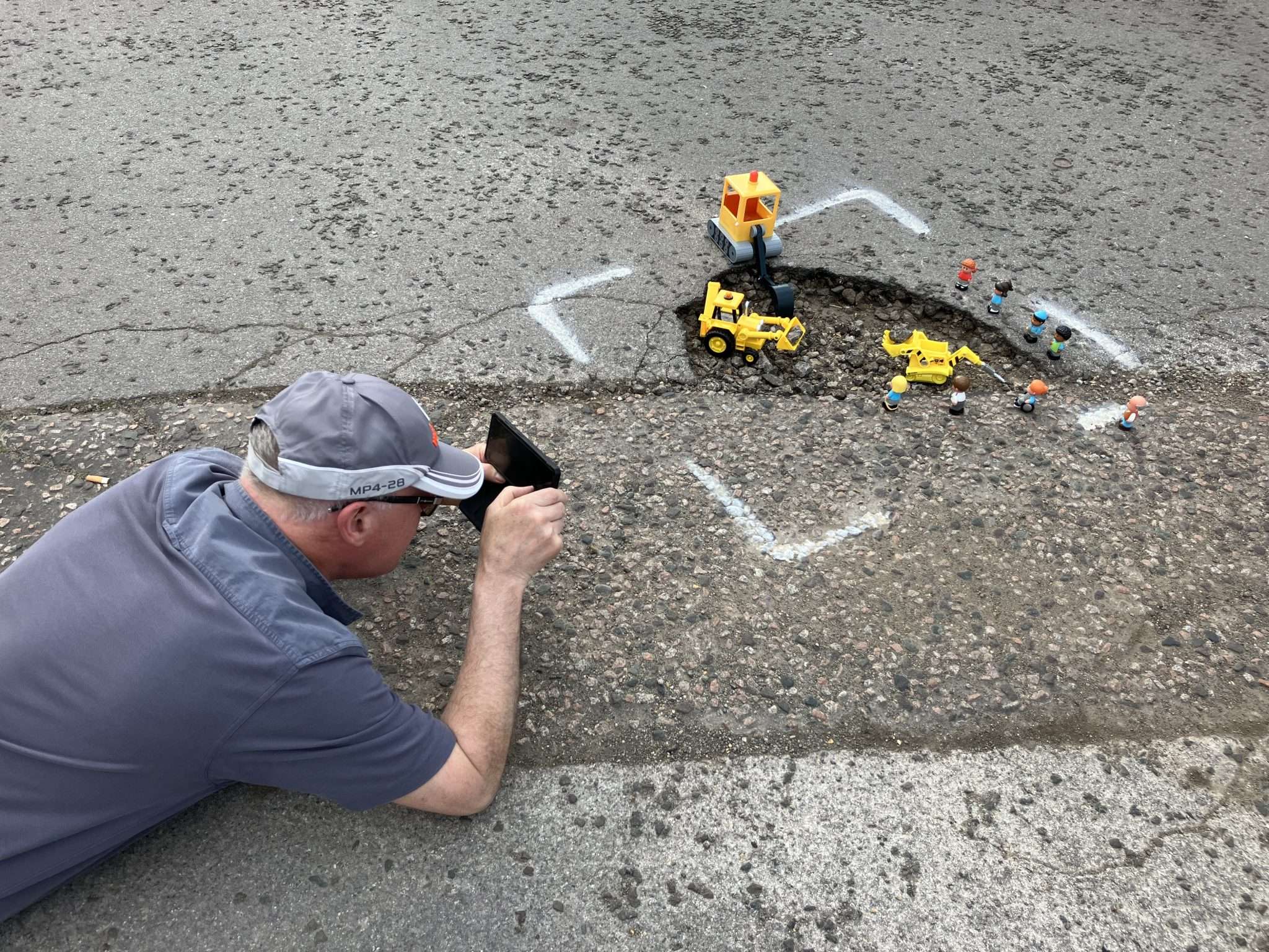 Orpington man claims victory after putting rubber ducks and diggers in ...