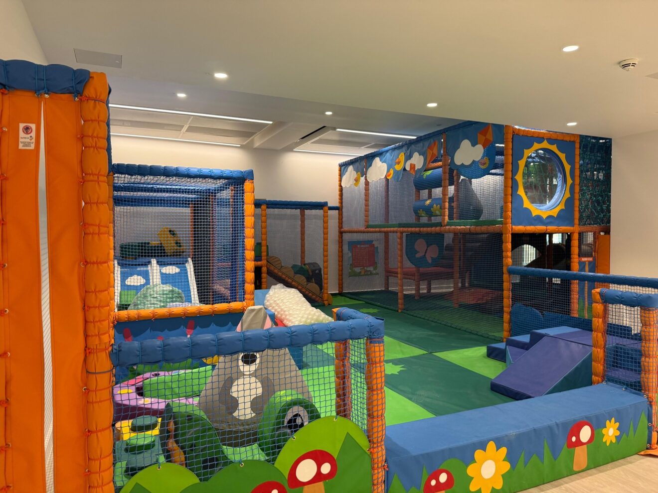 New Woolwich Waves leisure to open on New Year's Day - southlondon.co.uk