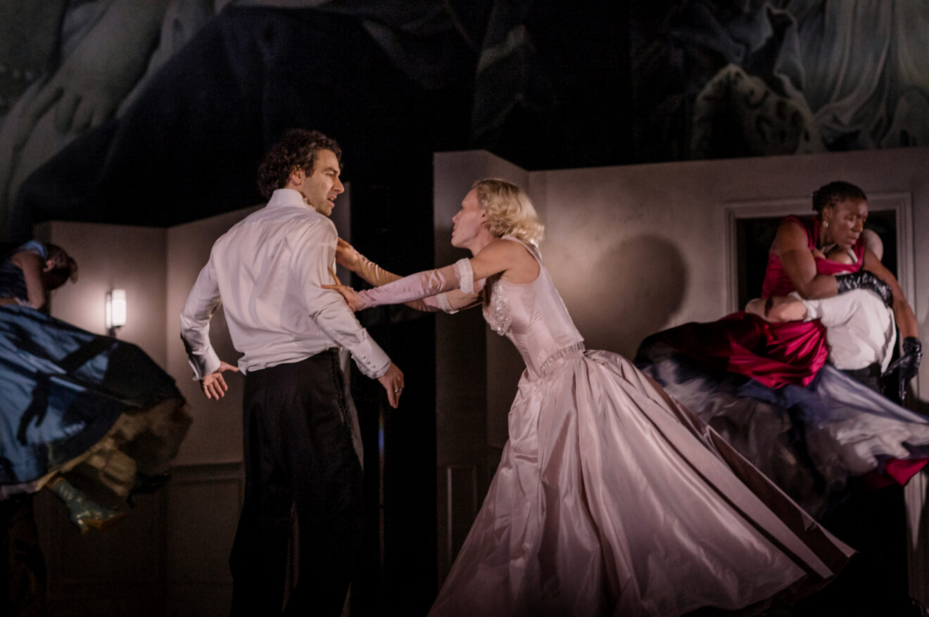 Review: Les Liaisons Dangereuses @ The National Theatre - southlondon.co.uk